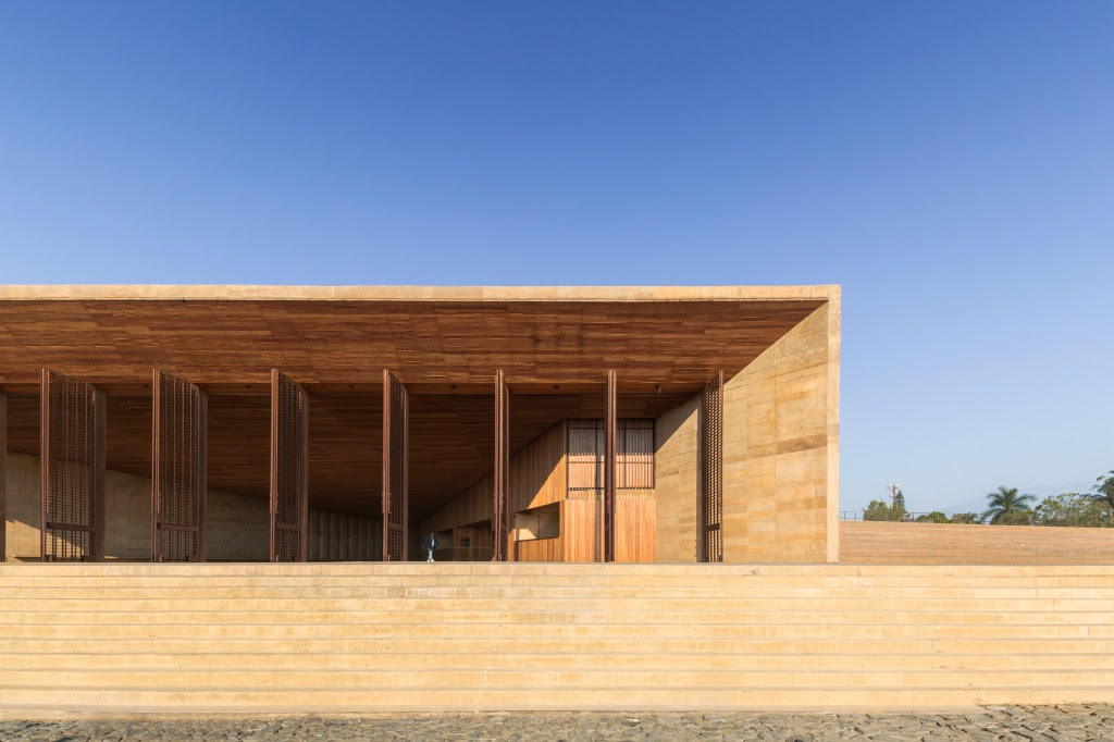 Premio Oscar Niemeyer a Isaac Broid + Productora - La Tempestad