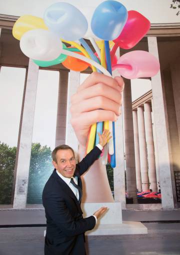 ‘Ramo de tulipanes’ de Koons en París - La Tempestad